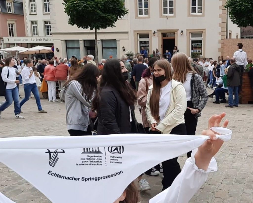Lycée de Garçons Esch | Den LGE war zu Iechternach op der Sprangprozessioun