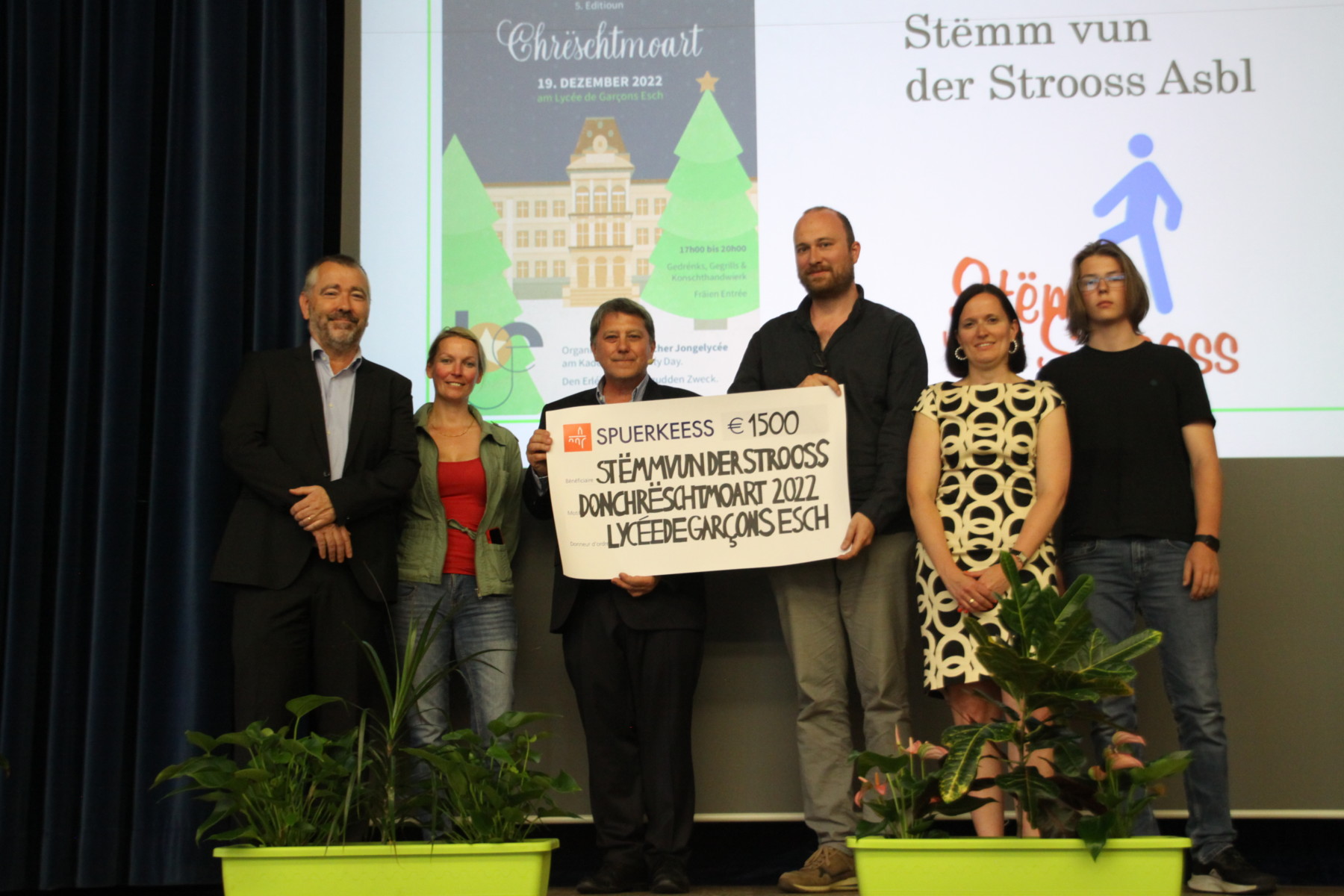 Lycée de Garçons Esch | Don vum Erléis vum Chrëschtmoart 2022 un d ...